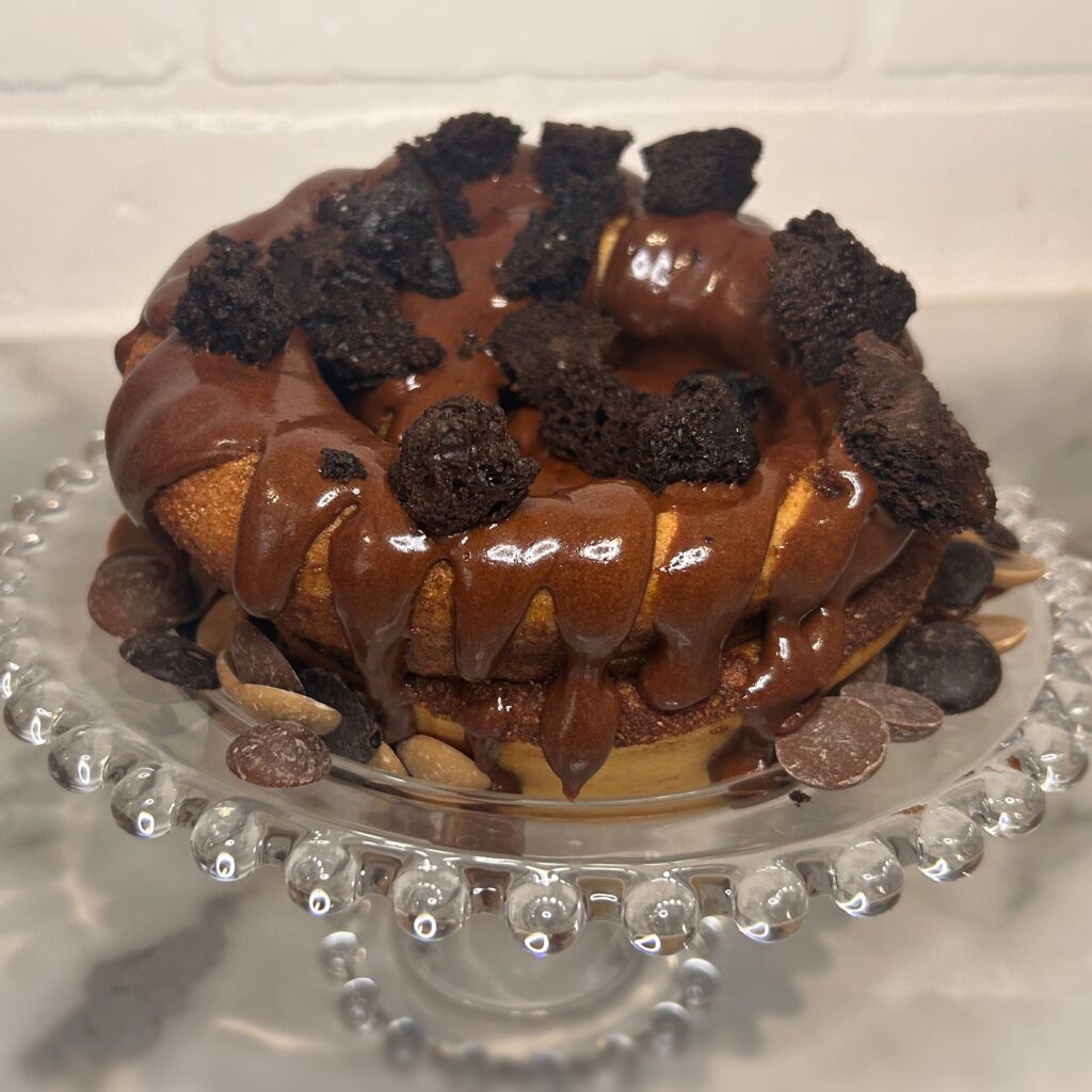 Regular Cinnamon Rolls For Sale - Cinnamom Bakery